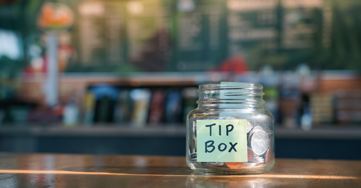 12 Creative Ideas That Will Fill Up Your Restaurant’s Tipping Box | Mr. Tomato (LXP)
